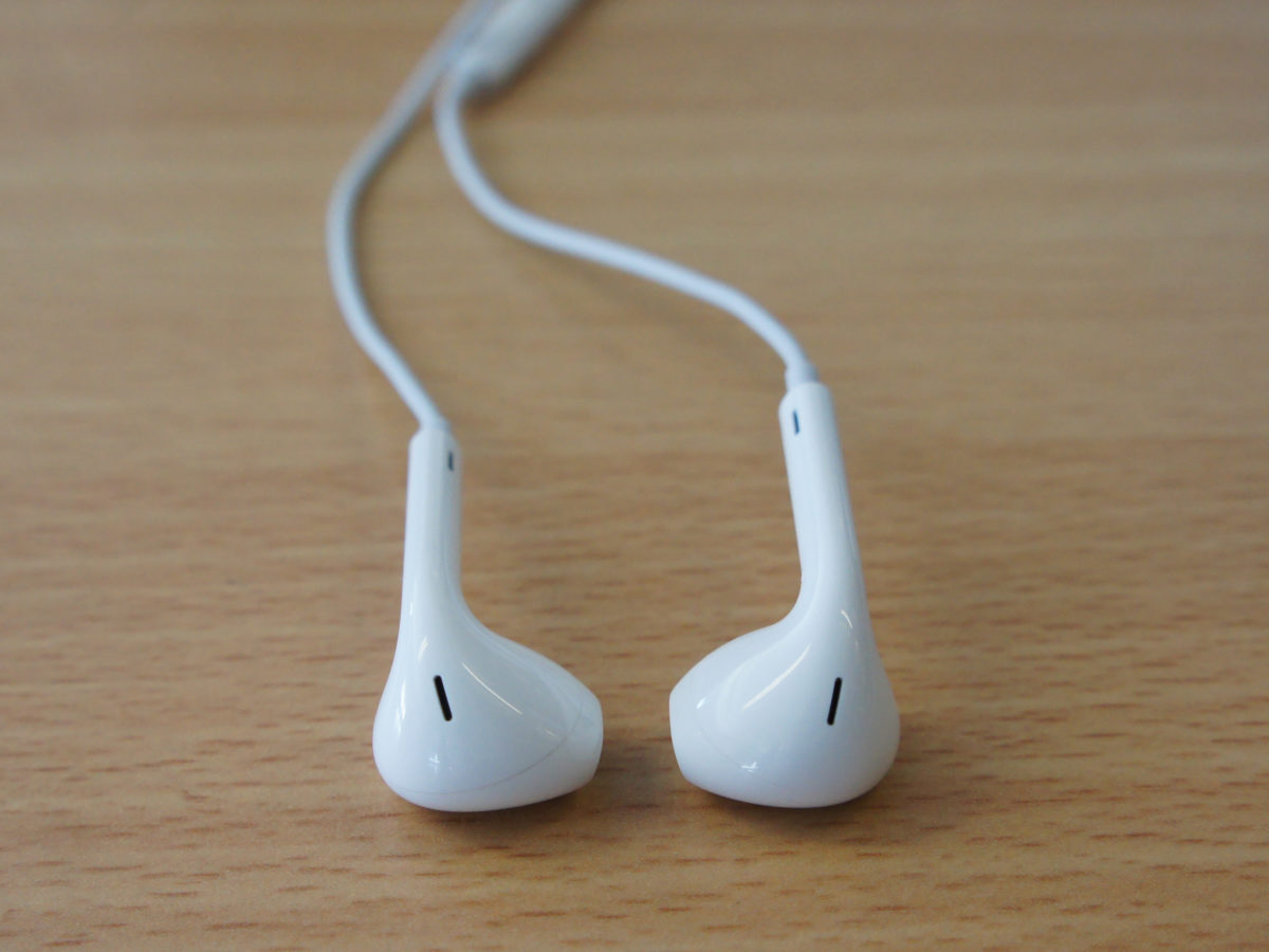 Apple EarPods review