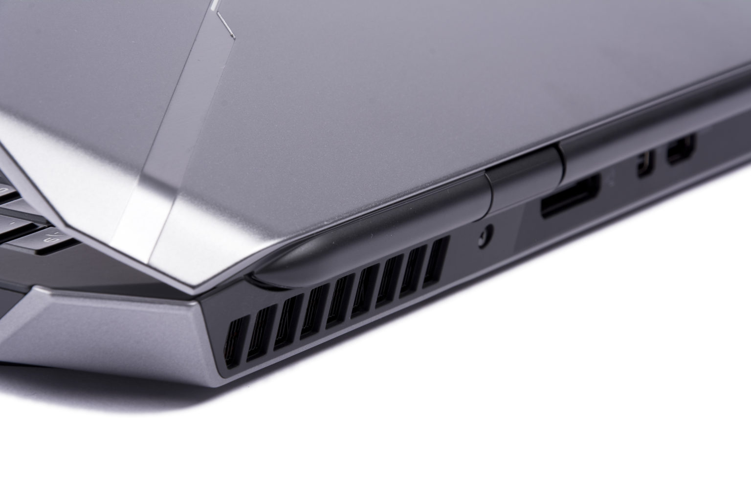 Dell Alienware 17 R2 review