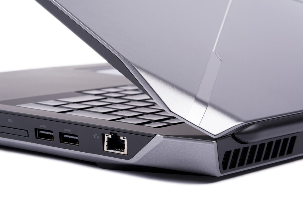 Dell Alienware 17 R2 review
