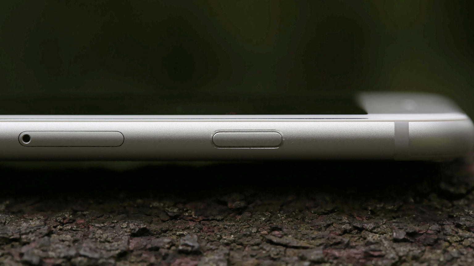 iPhone 6 Review: It May Be Old, But It's Still A Fine Phone
