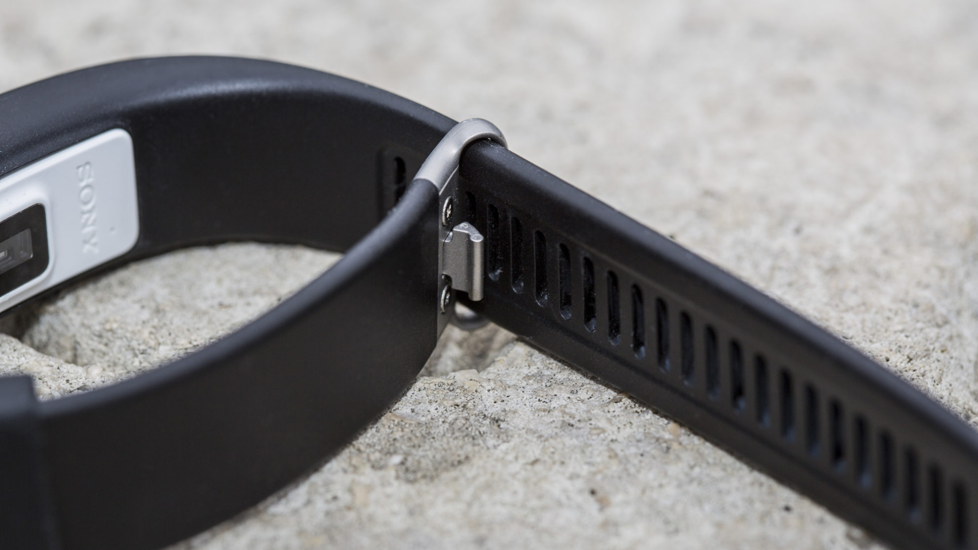 Sony SmartBand 2 review: A finger on the pulse