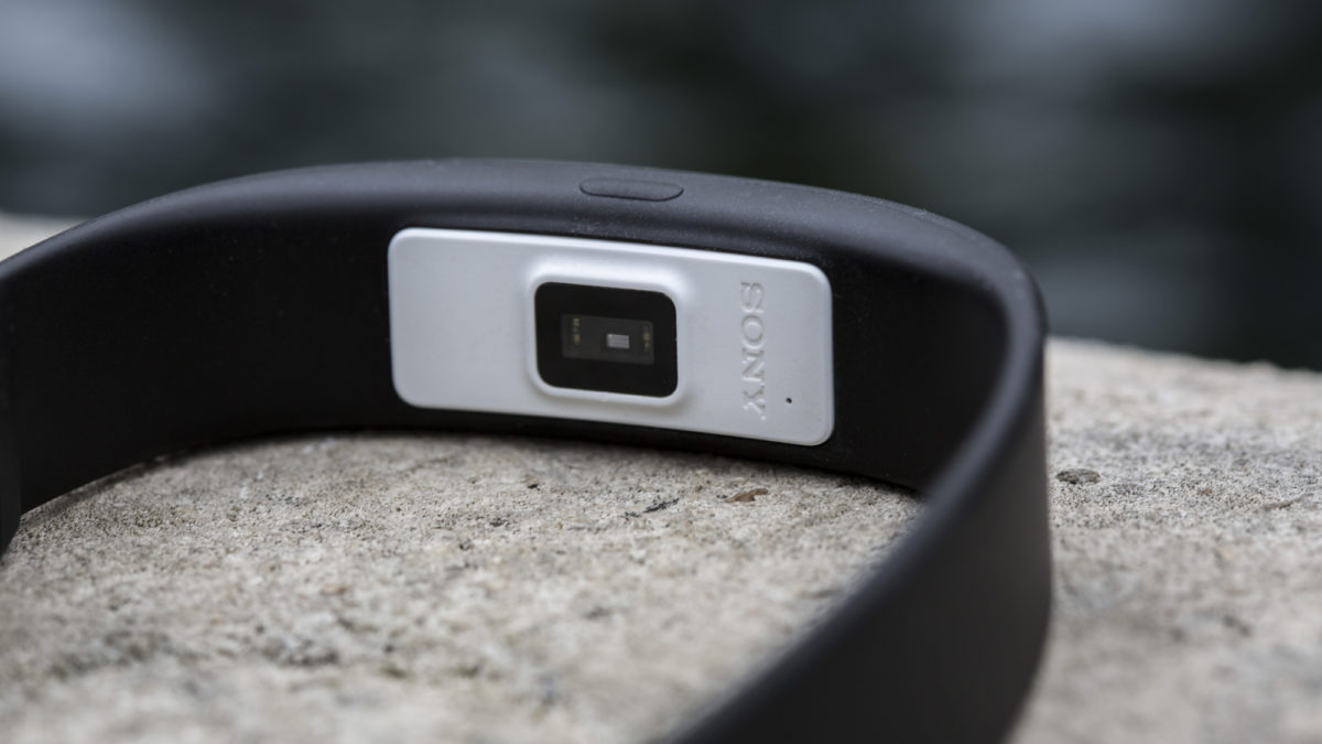 Sony SmartBand 2 review: A finger on the pulse