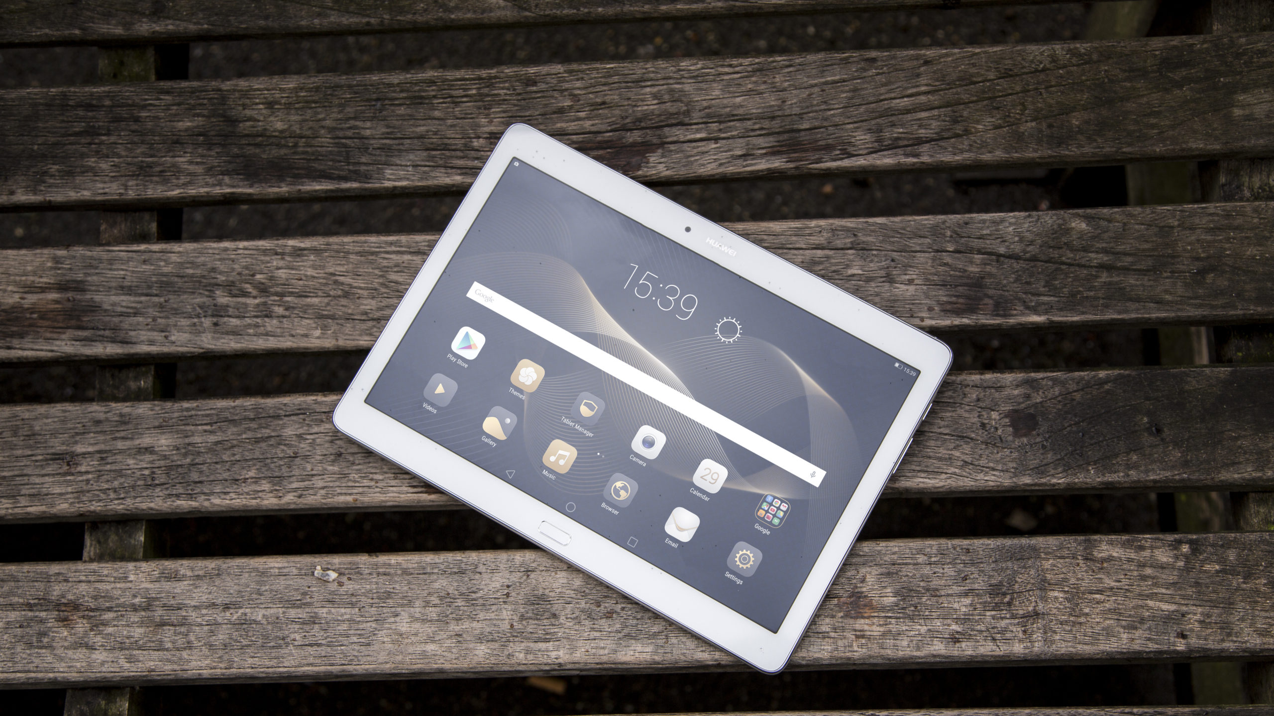 Huawei MediaPad M2 10 review: A mid-range tablet that struggles to find ...