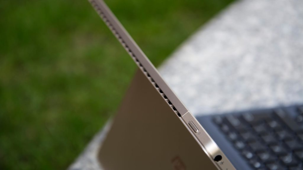 Asus Transformer 3 Pro review: Playing the Surface Pro 4 at its own game