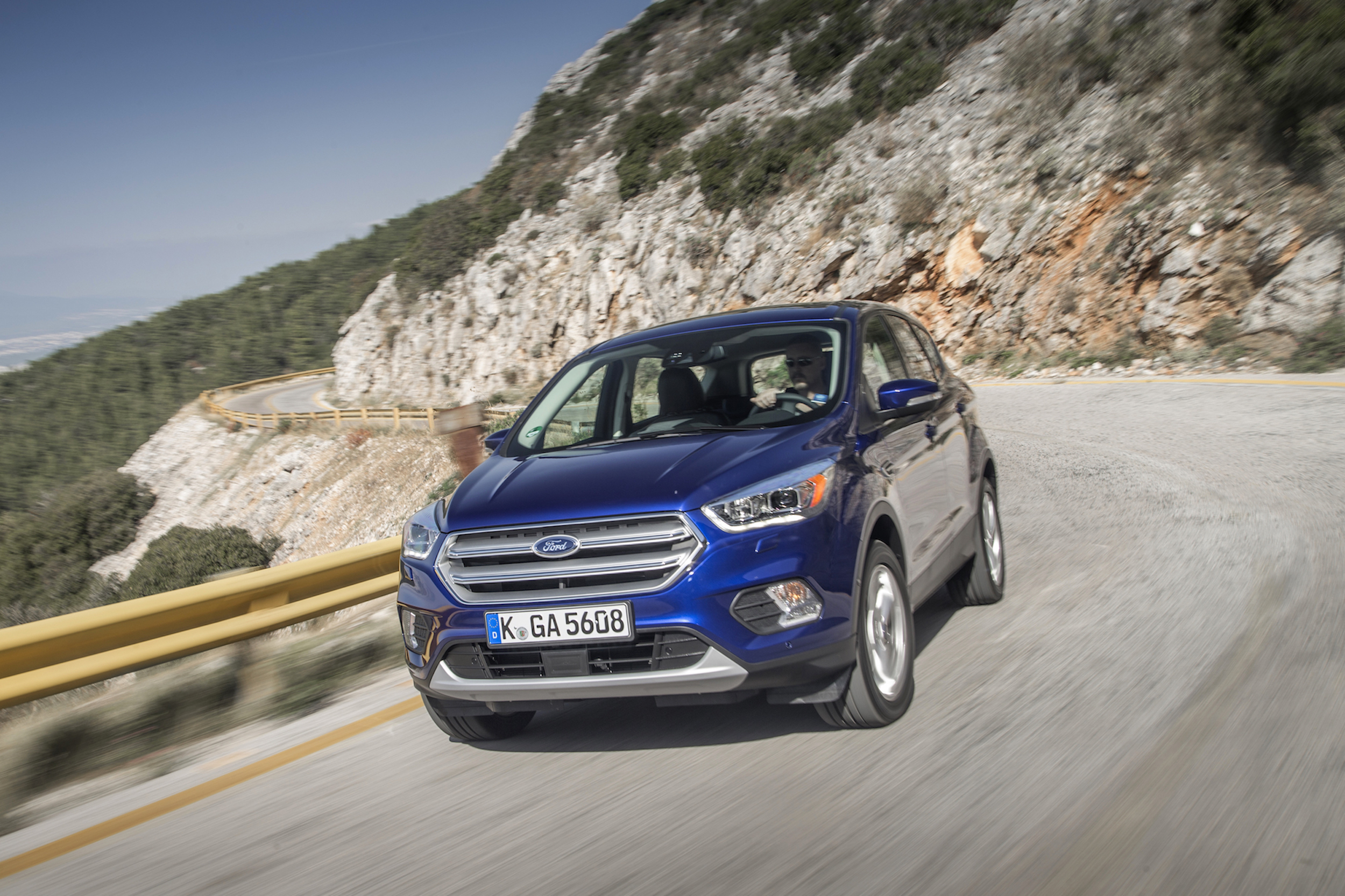 Ford Kuga review (2017): This mid-range SUV is filled with tech