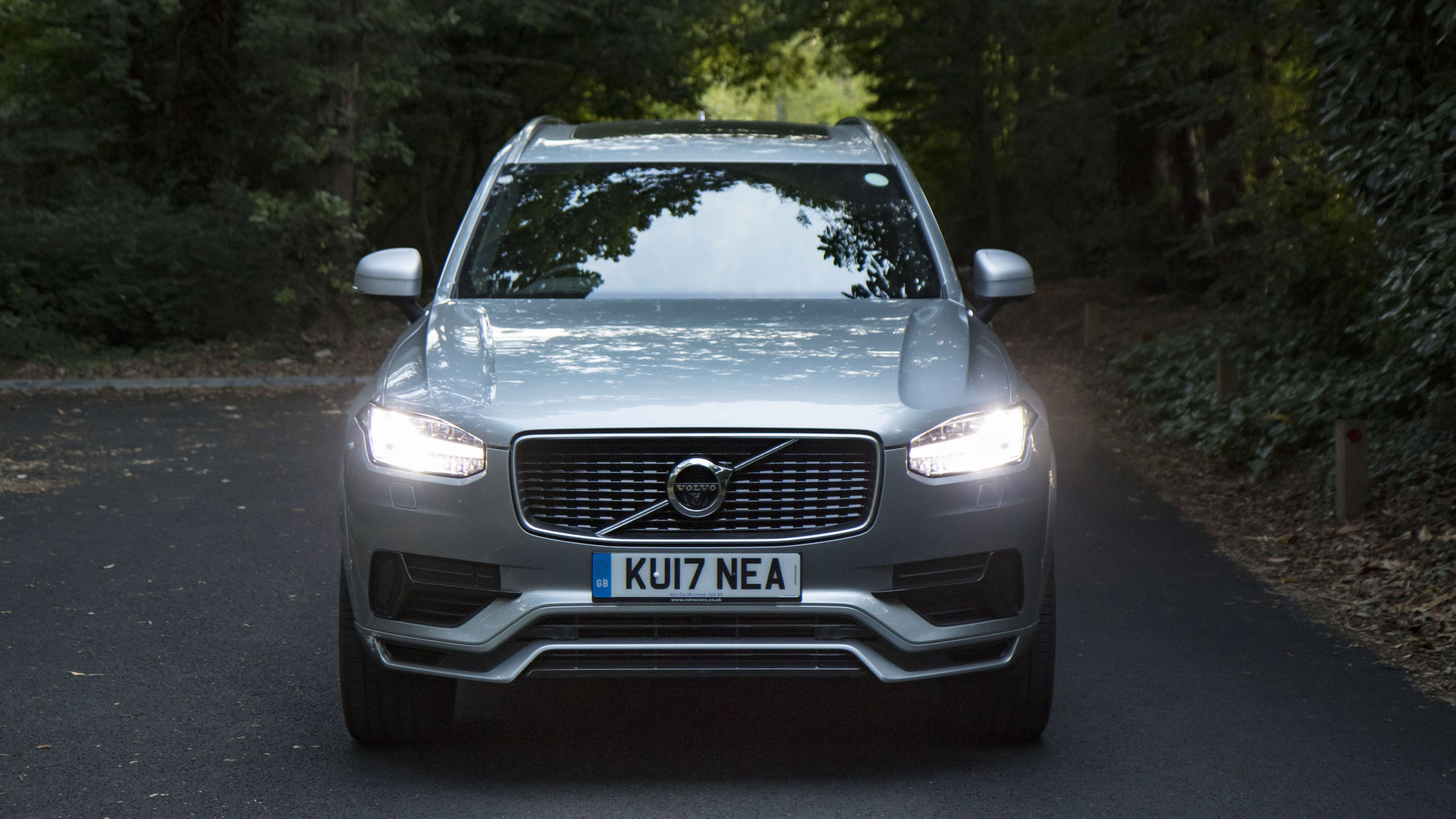 Volvo XC90 T8 R Design (2017) review: The most complete SUV on the road