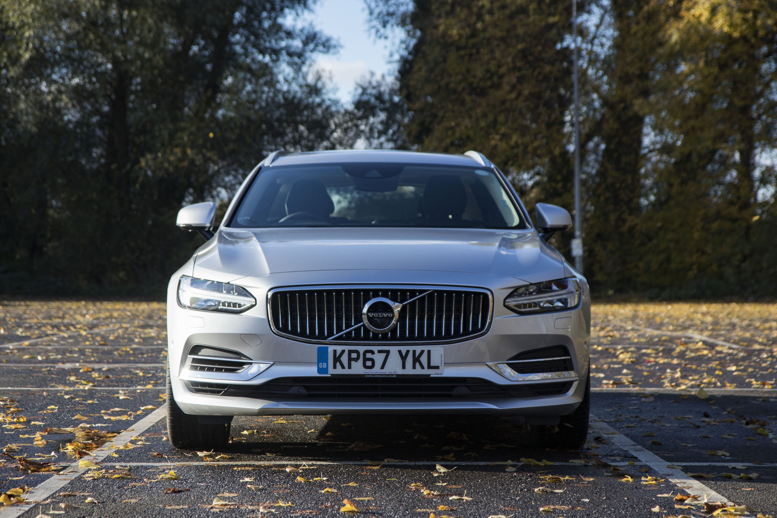 Volvo V90 review (2017): Is the T8 hybrid the best estate on the road?