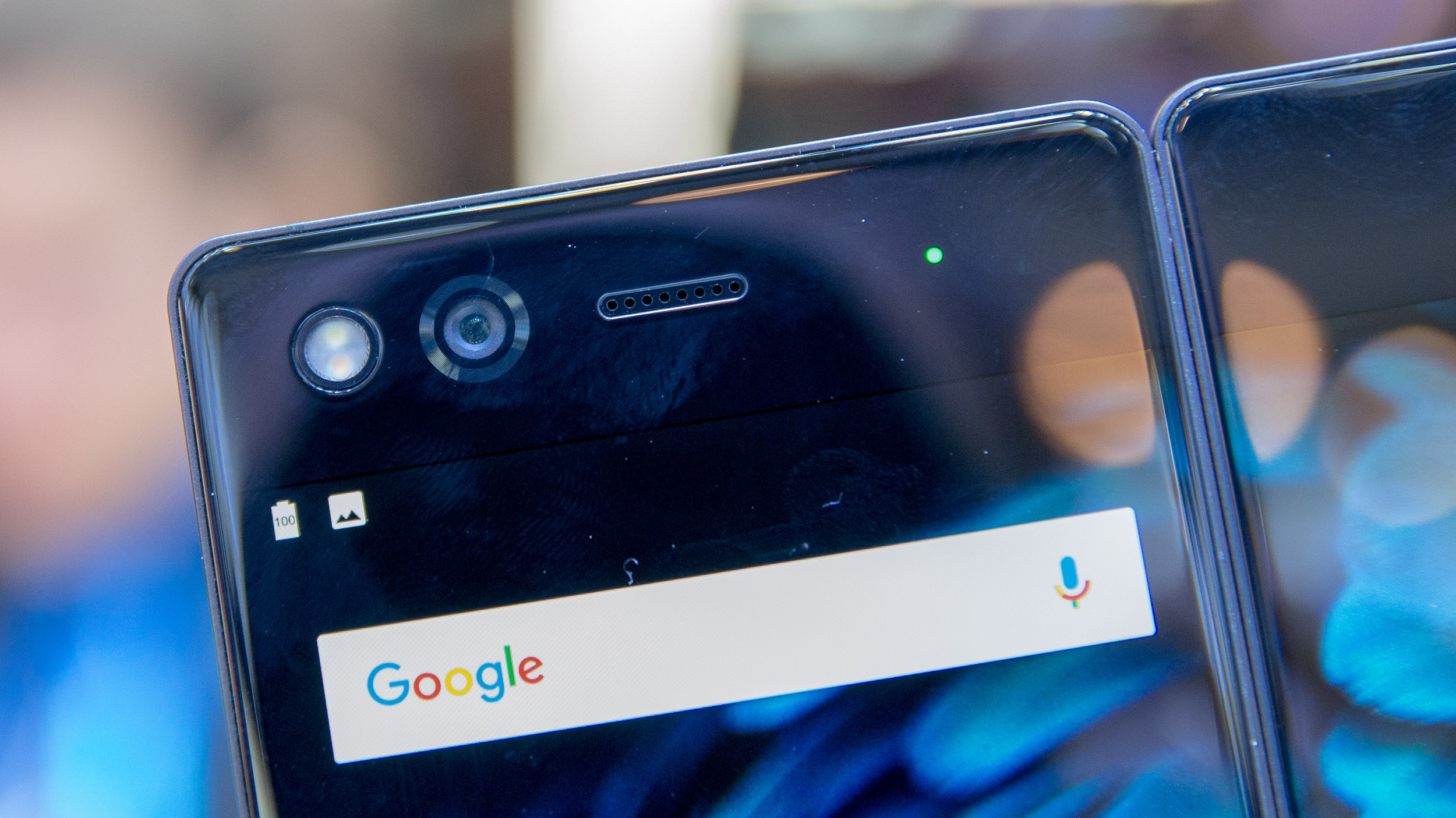 ZTE Axon M review: Hands-on with ZTE’s unhinged, two-screen smartphone