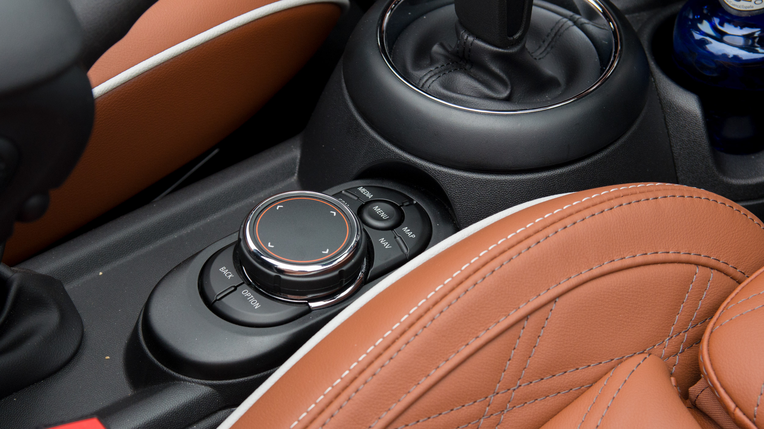 Mini 3-Door Hatch and Convertible (2018) review: A small car that’s big ...