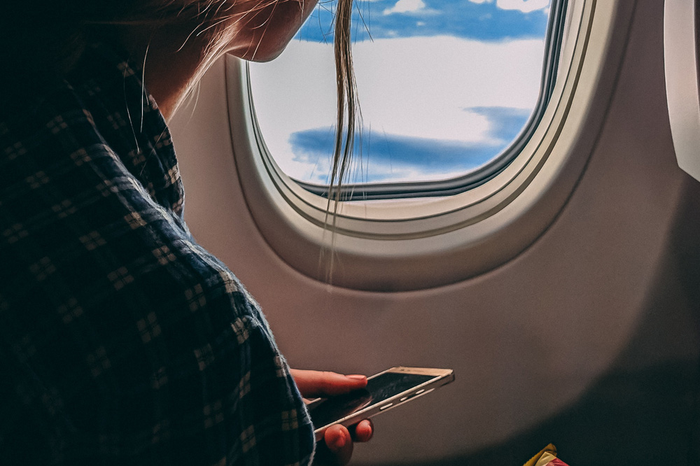 World Cup football kits are now available in Bitmoji