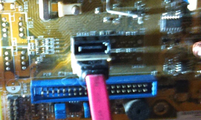 How and Where to Properly Install PC Cables and Wires for SSD, Panel ...