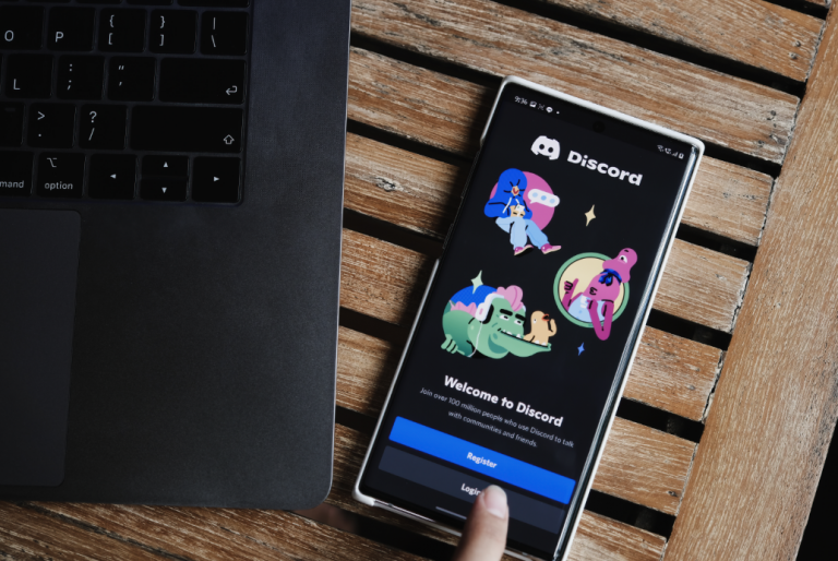 How To Delete Discord DMs from a PC or Mobile Device