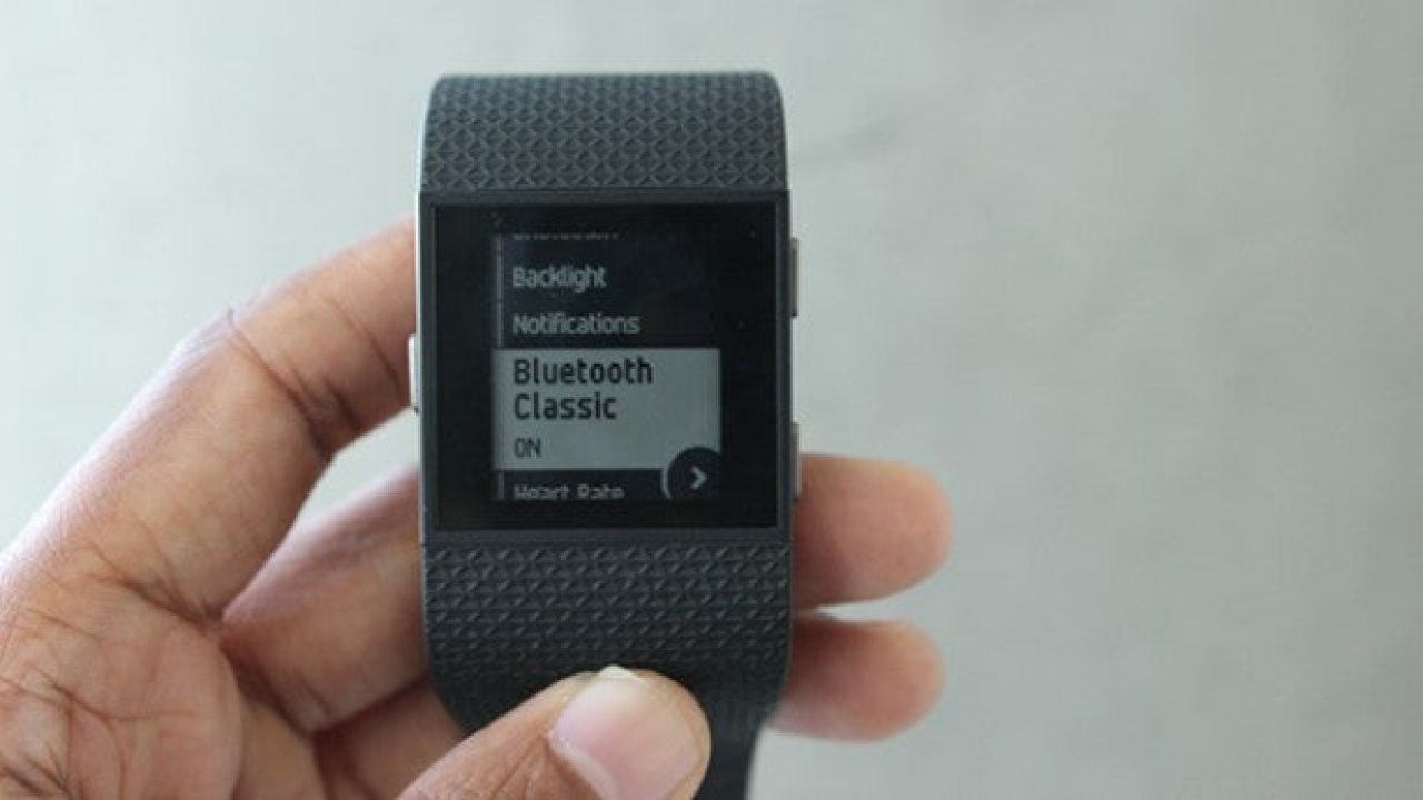 How to Set the Time on a FitBit