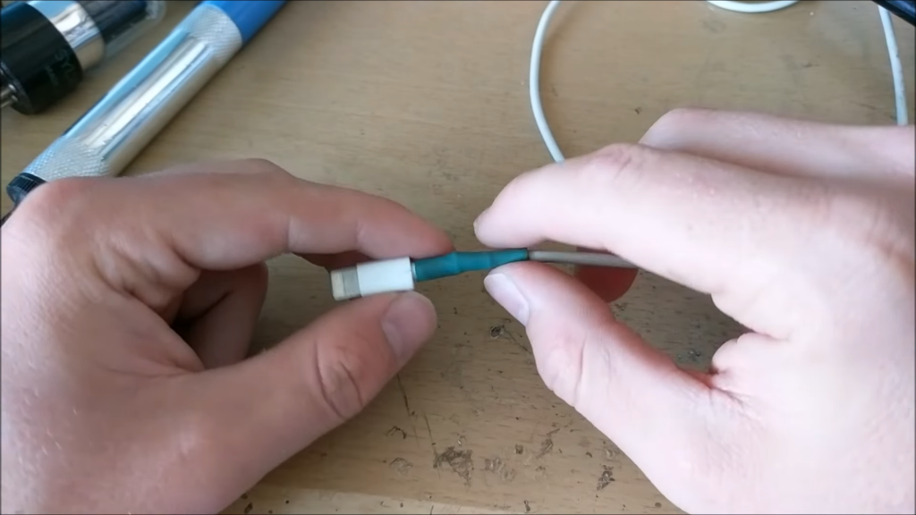 How to Fix a Charger Cord That Won't Charge Any More