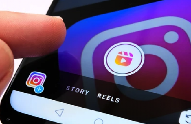 How to Add Transitions to Instagram Reels