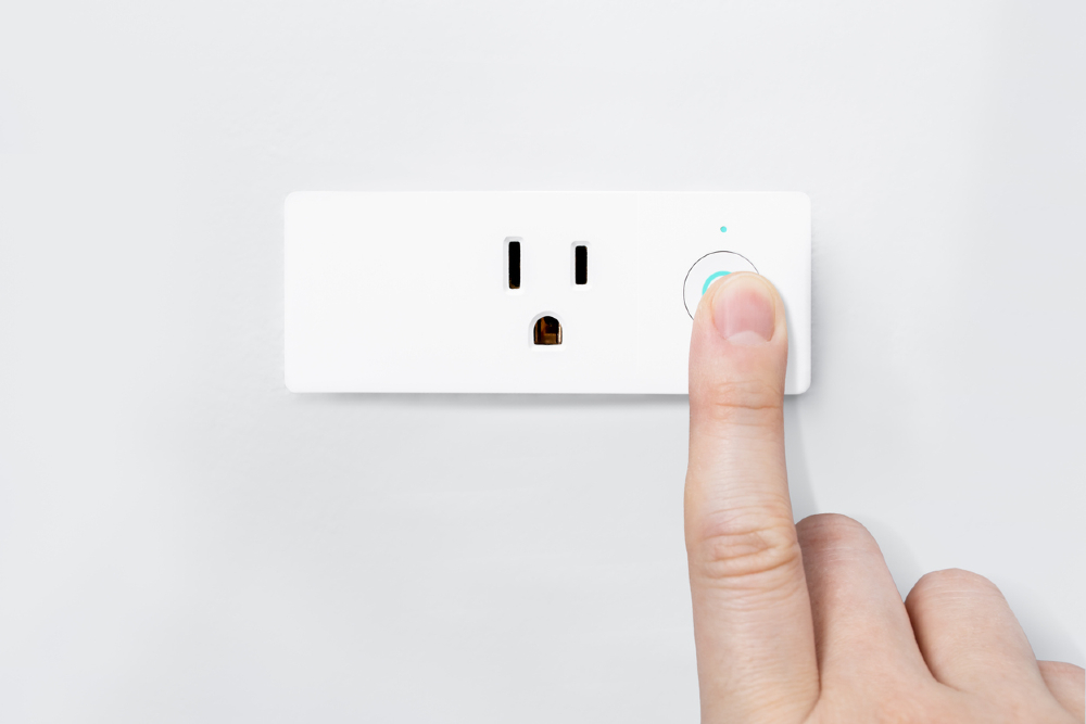 The Top Outdoor Smart Outlets for 2023 - Alphr Reviews