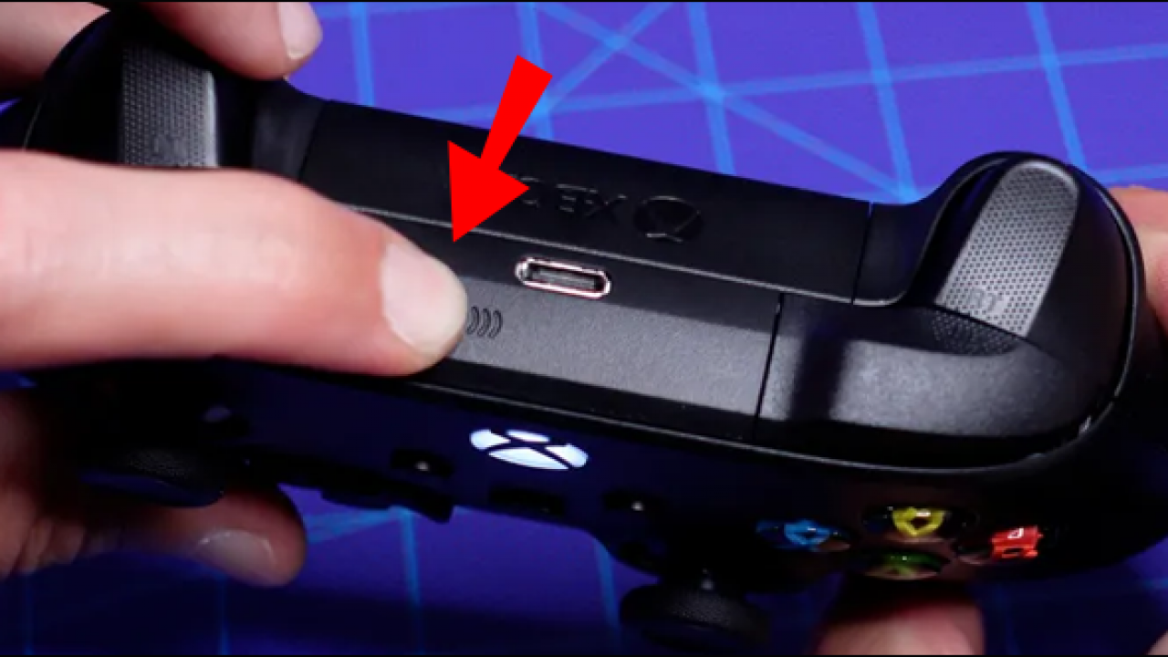 How To Fix an Xbox Series X Controller That Keeps Blinking Series