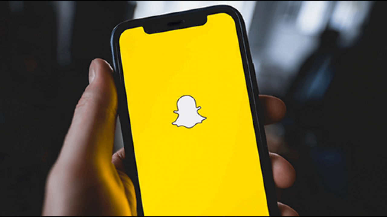 How To Check Someone Else's Snapchat Score & Streak
