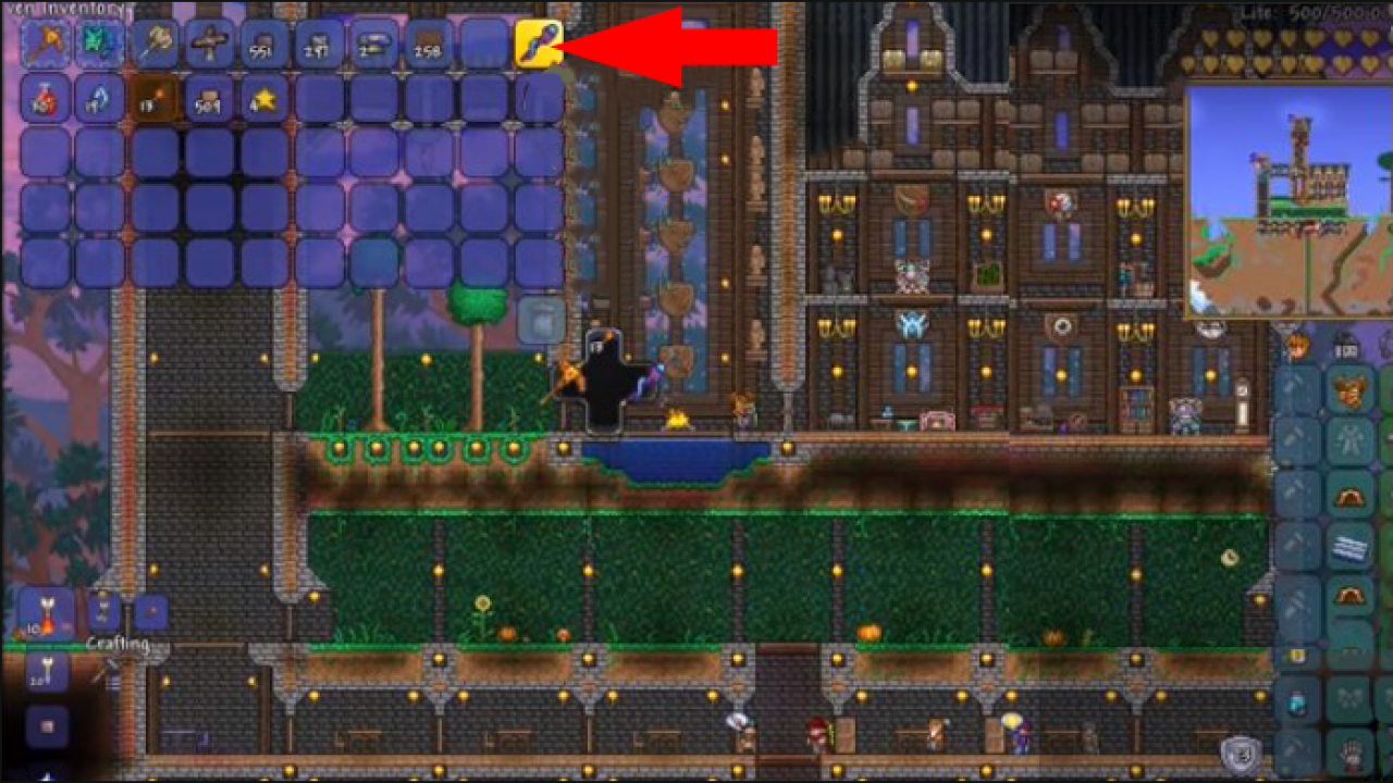 How to Make Items Favorite in Terraria